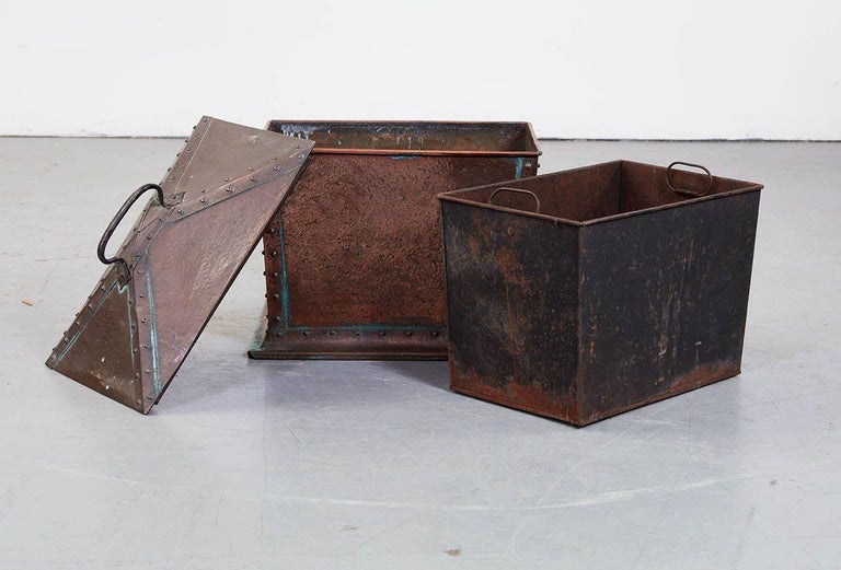 Riveted Copper Arts and Crafts Kindling Box For Sale at 1stDibs