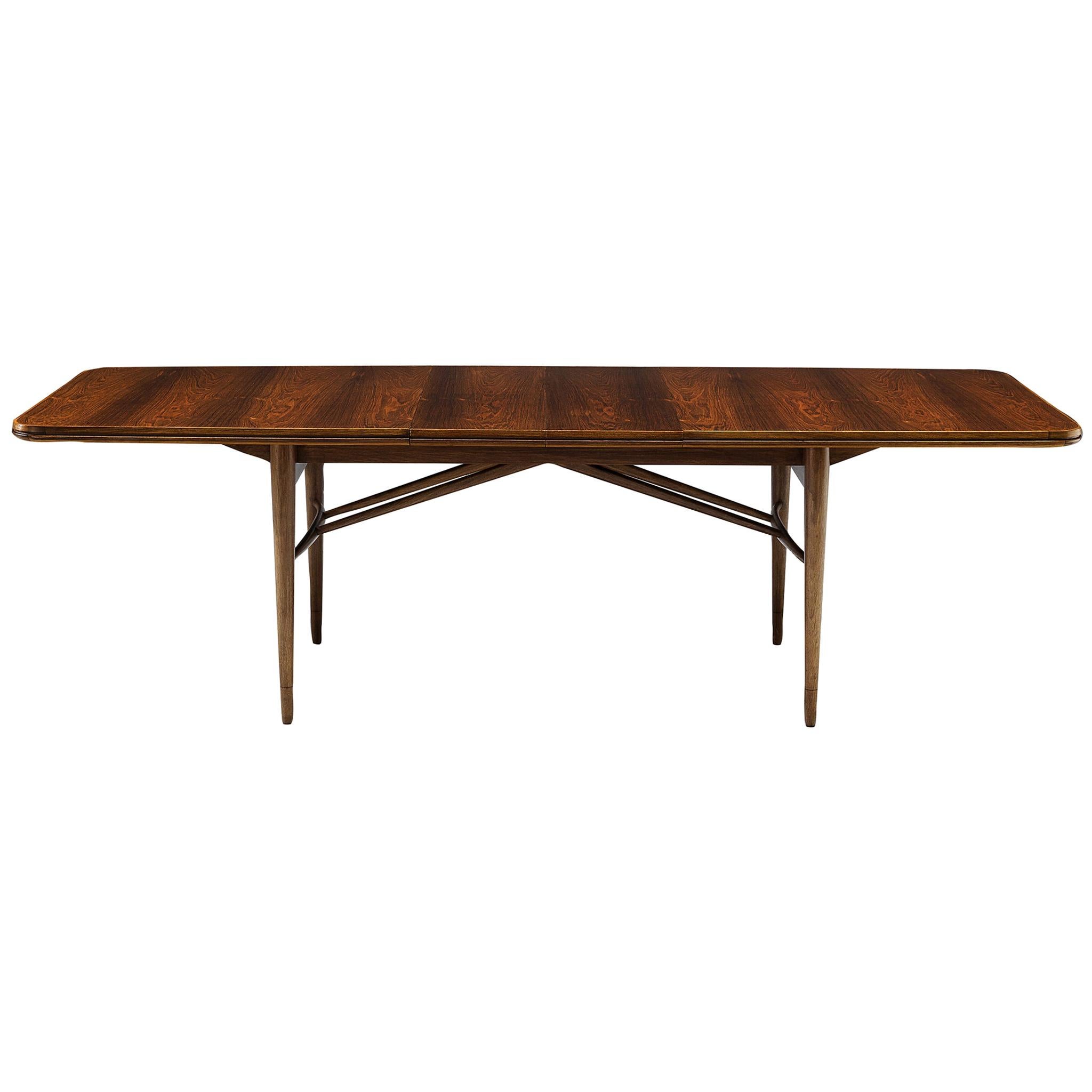 Robert Heritage for Archie Shine Extendable Dining Table For Sale at ...
