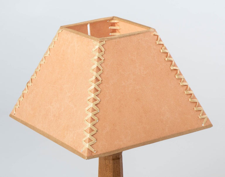 Robert “Mouseman” Thompson Table Lamp, England, circa 1970 For Sale at ...