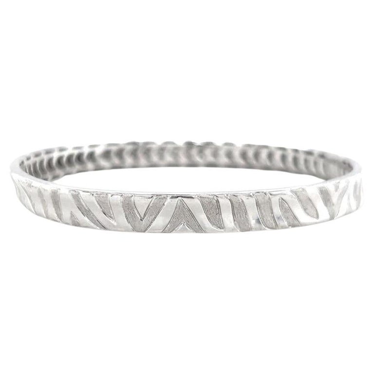 Roberto Coin 18 Karat White Gold Embossed Zebra Print Oval Bangle ...