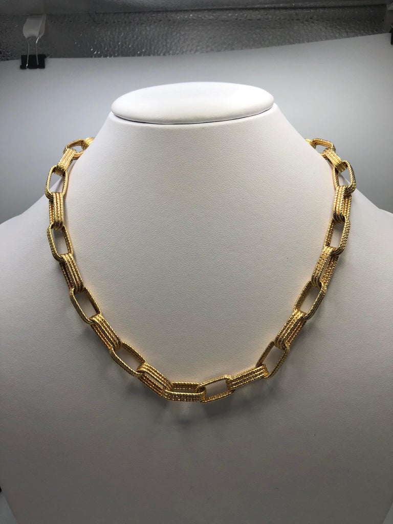 Roberto Coin Gold Chain Link Necklace at 1stDibs