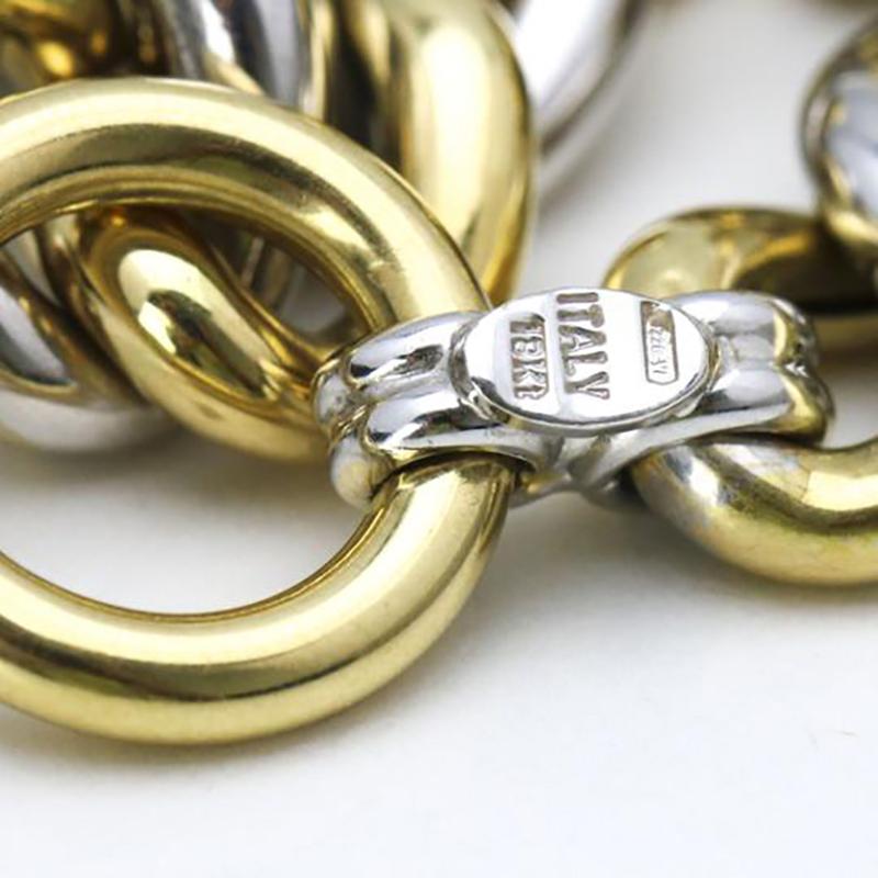 Roberto Coin Gold 18 Karat Curved Link Chain Toggle Clasp Choker ...