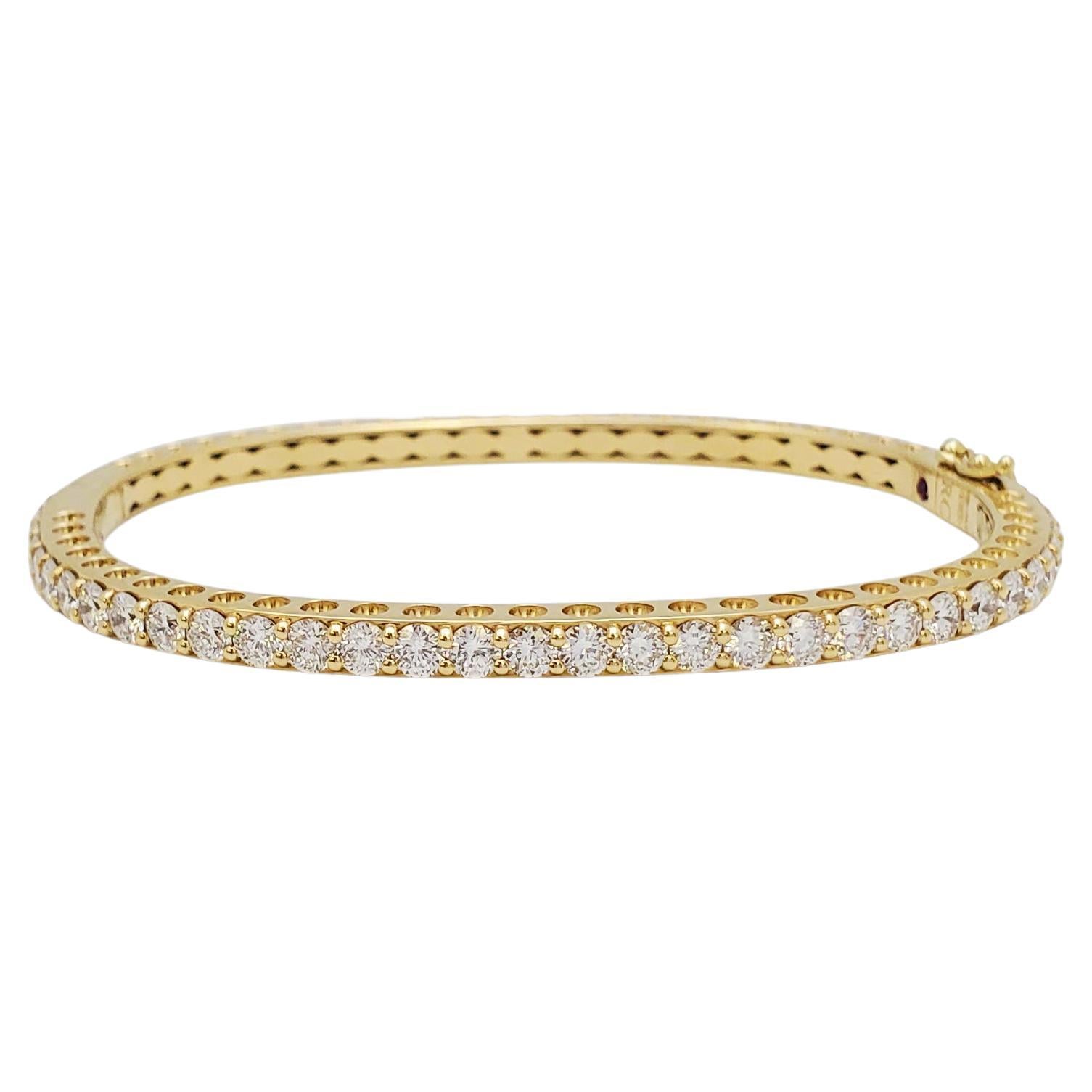 Roberto Coin Ruby Diamond Gold Nemo Fish Bangle Bracelet at 1stDibs