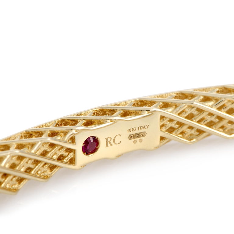Roberto Coin Symphony 18 Karat Yellow Gold Bangle Bracelet at 1stDibs