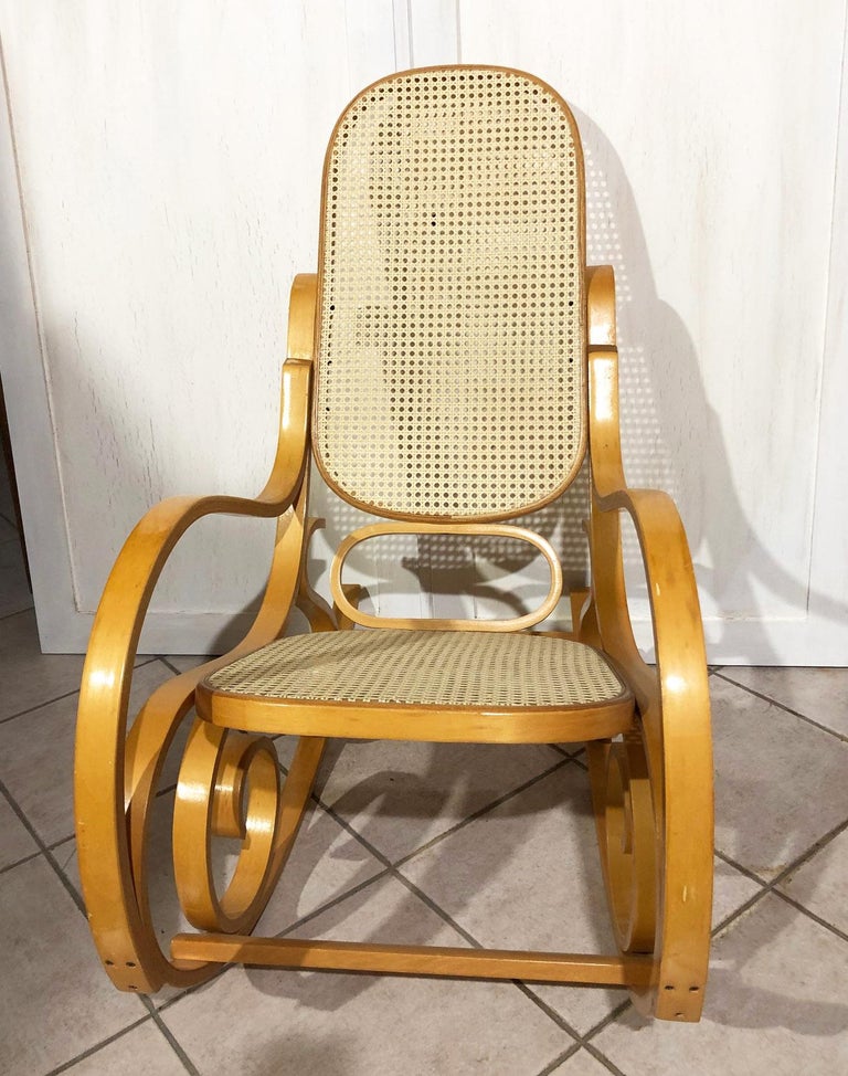 Rocking Chair in Beech and Vienna Straw, Original from 1970 at 1stDibs