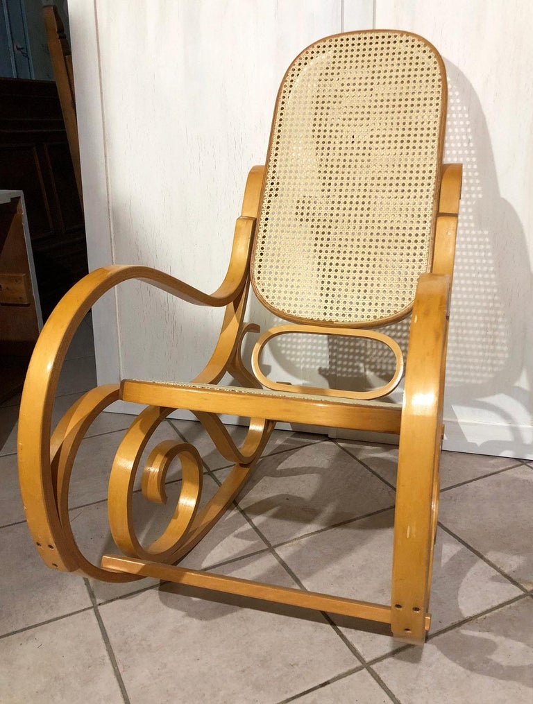 Rocking Chair in Beech and Vienna Straw, Original from 1970 at 1stDibs