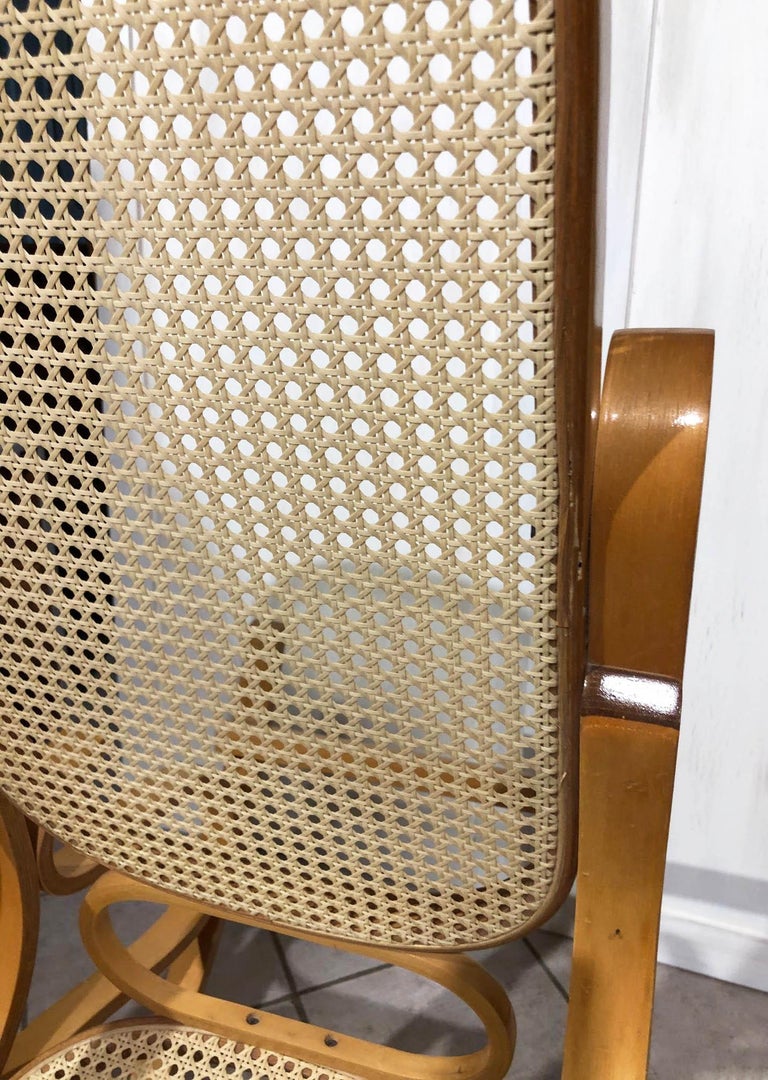 Rocking Chair in Beech and Vienna Straw, Original from 1970 at 1stDibs