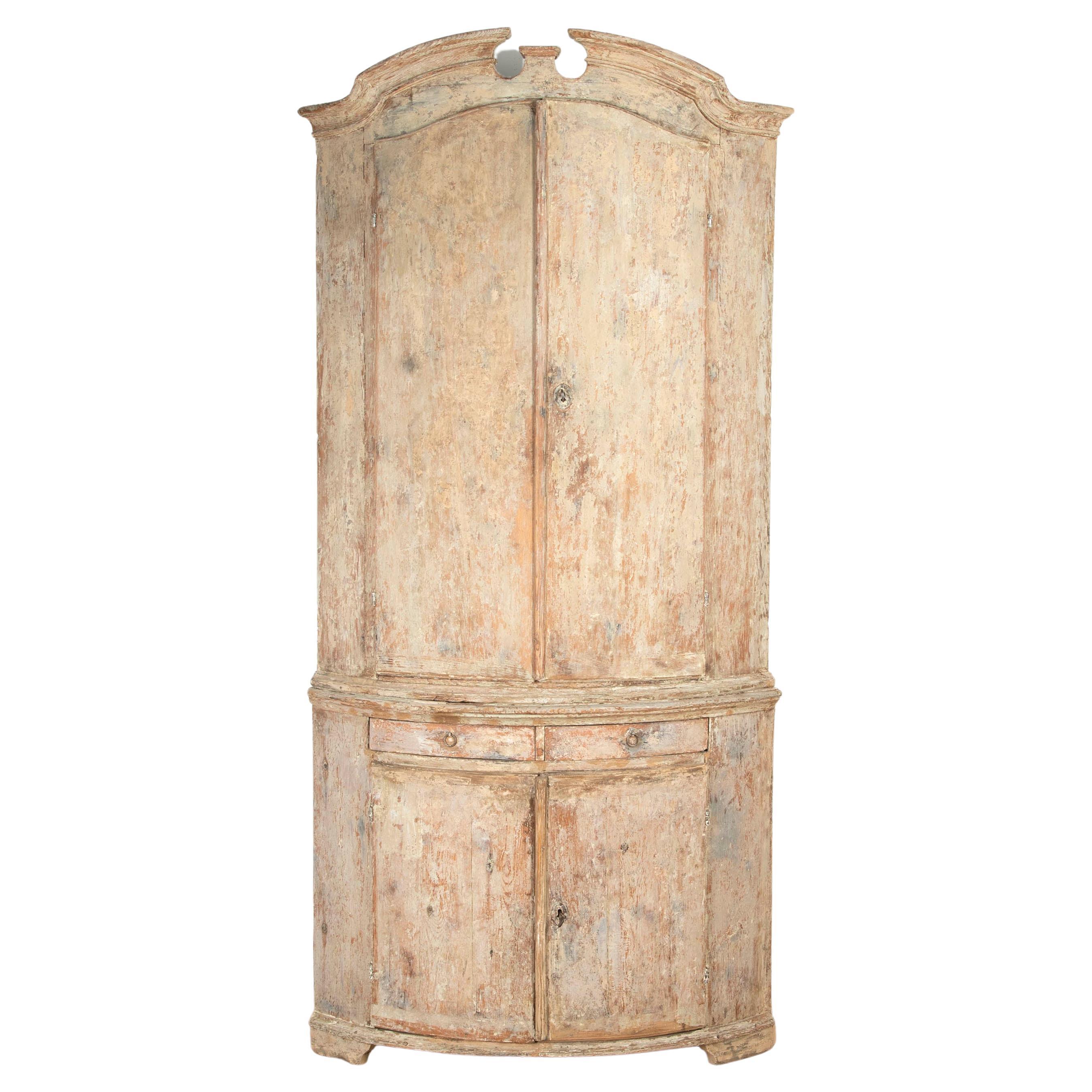 18th Century English Mahogany Floor Standing Corner Cupboard For Sale ...
