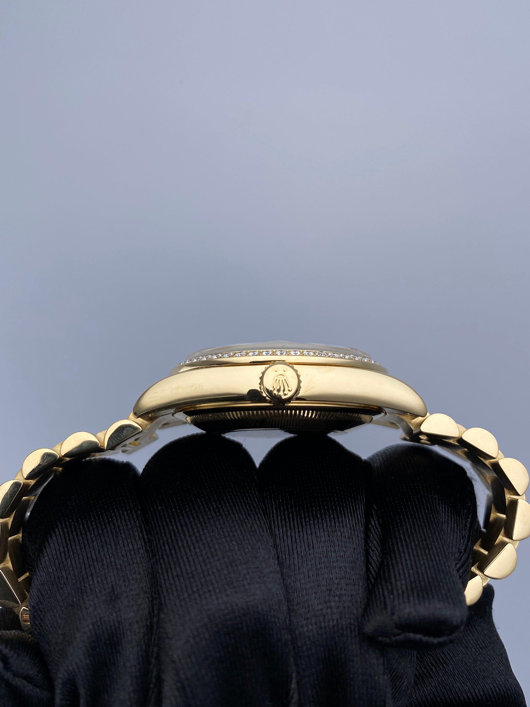 Rolex Day-Date 118348 Diamond Dial 18k Yellow Gold Mens Watch For Sale ...