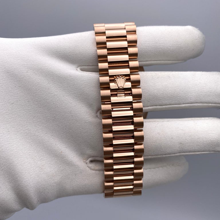 Rolex Day-Date 40 Everose Gold Sundust Diamond Dial 228235 For Sale at ...