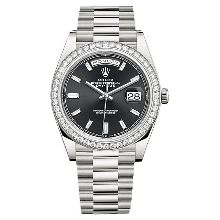 Rolex Montre Day-Date 40 en or blanc avec cadran et lunette en diamants ...