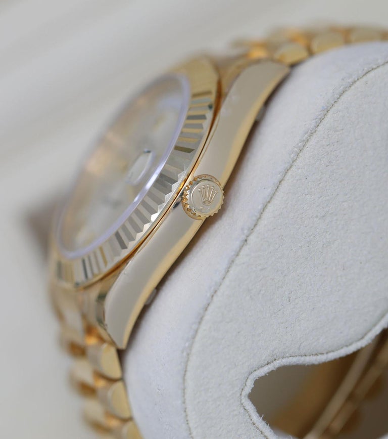 Rolex Day-Date II 218238 Yellow Gold Watch Silver Roman Dial For Sale ...