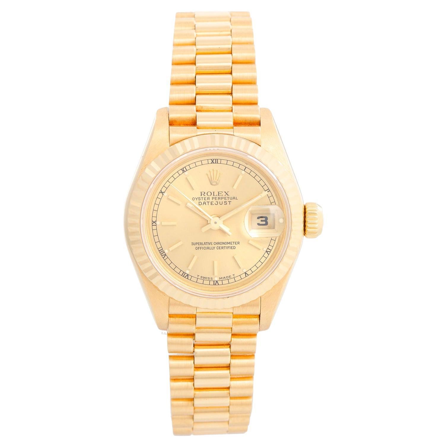 Vintage Rolex 18 Karat Yellow Gold Ladies Watch at 1stDibs