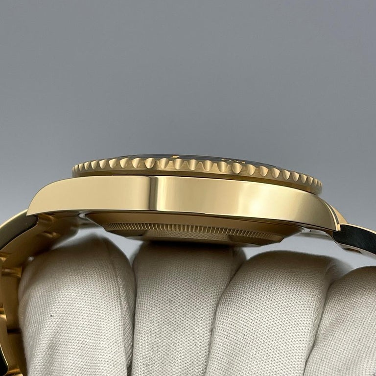 Rolex Submariner Date Yellow Gold Black Dial 126618LN, 2021 For Sale at ...