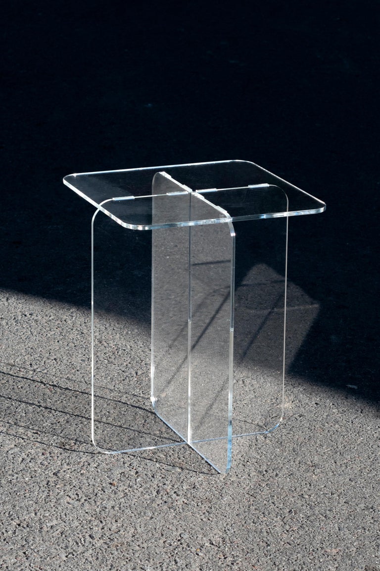 ROMA Contemporary Side Table in Clear Acrylic by Ries For Sale at ...