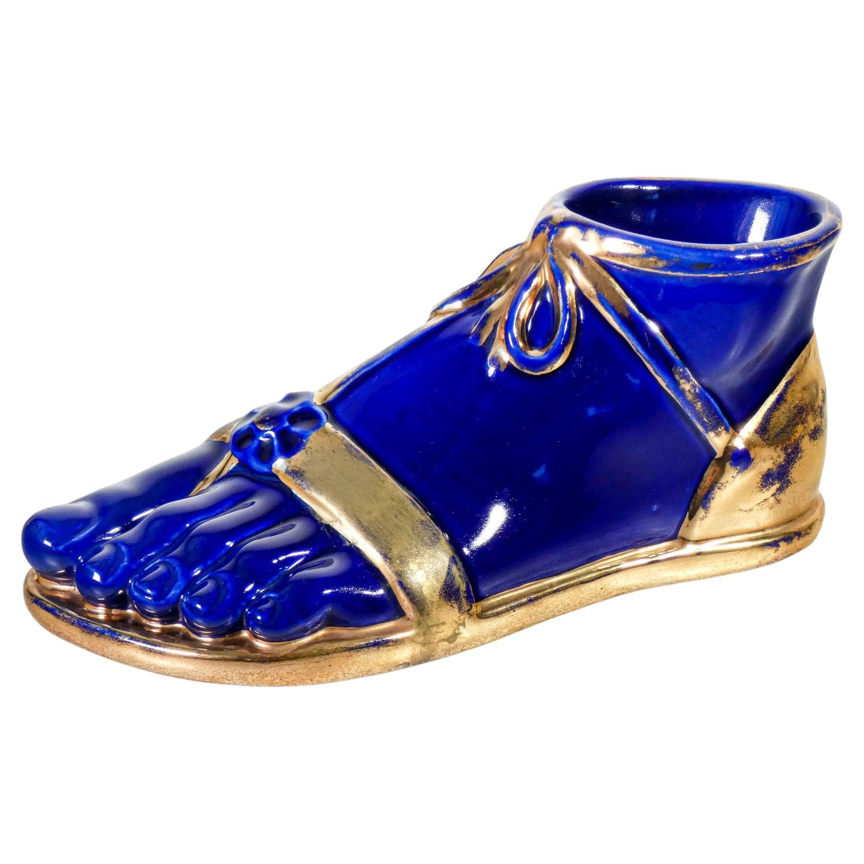 Monuments Magazine Holder, Black, Designed by Dubokk For Sale at 1stDibs