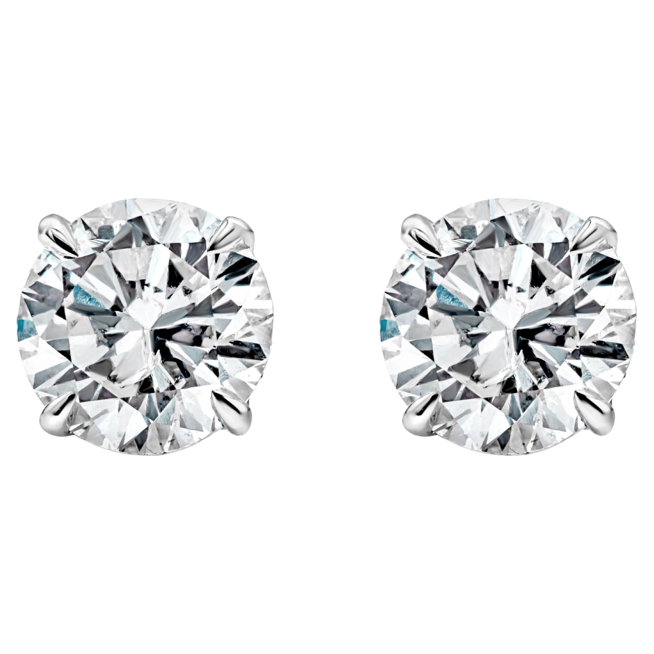 Round Brilliant Diamond Stud Earrings at 1stDibs