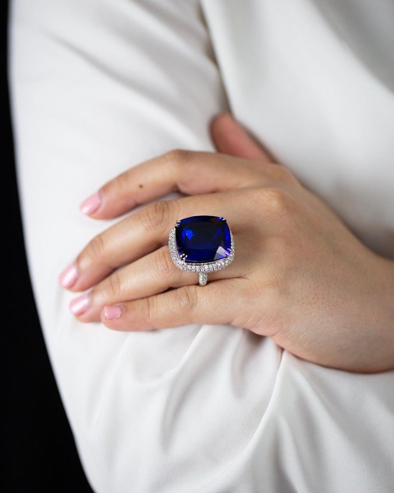 Roman Malakov 44.04 Carats Total Cushion Cut Tanzanite and Diamonds ...