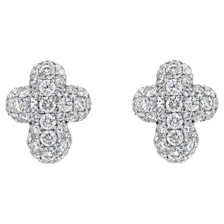 Roman Malakov 1.30 Carats Total Pave Diamond Cross Stud Earrings in White Gold For Sale at ...