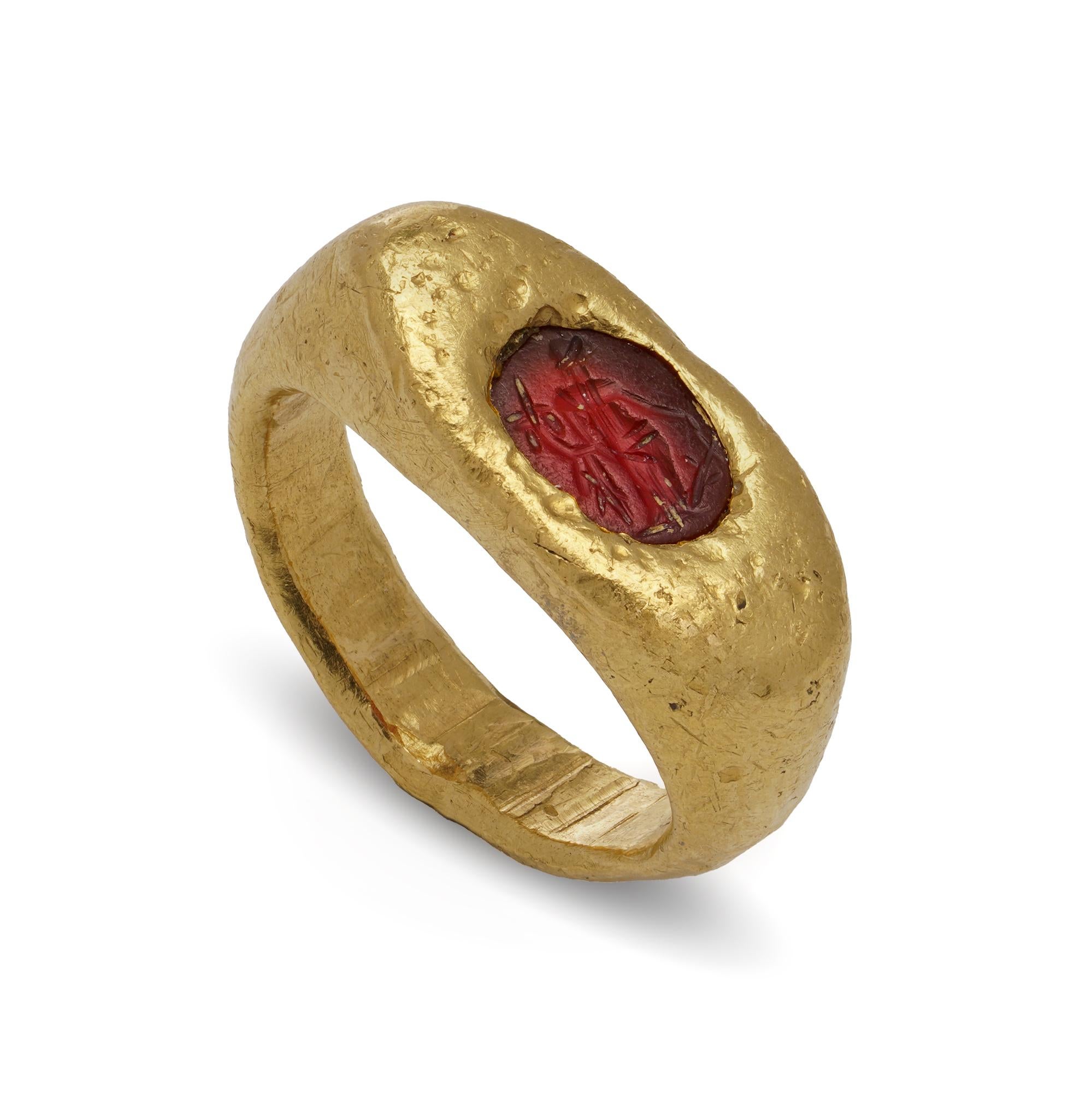 Roman-style 24kt gold ring featuring a carnelian intaglio For Sale at ...