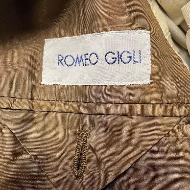 Romeo Gigli Vintage brown wool 90s fitted jacket For Sale at 1stDibs