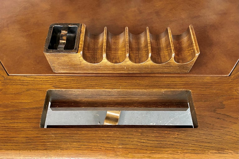 Romweber Viking Oak and Vinyl Top Poker Table with Barrel Chairs, a Set ...