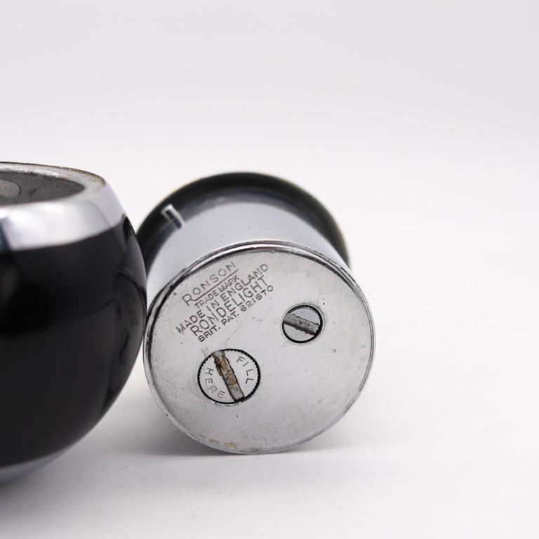 Ronson England 1929 Art Deco Black and Creme Lacquer Rondelight Table ...