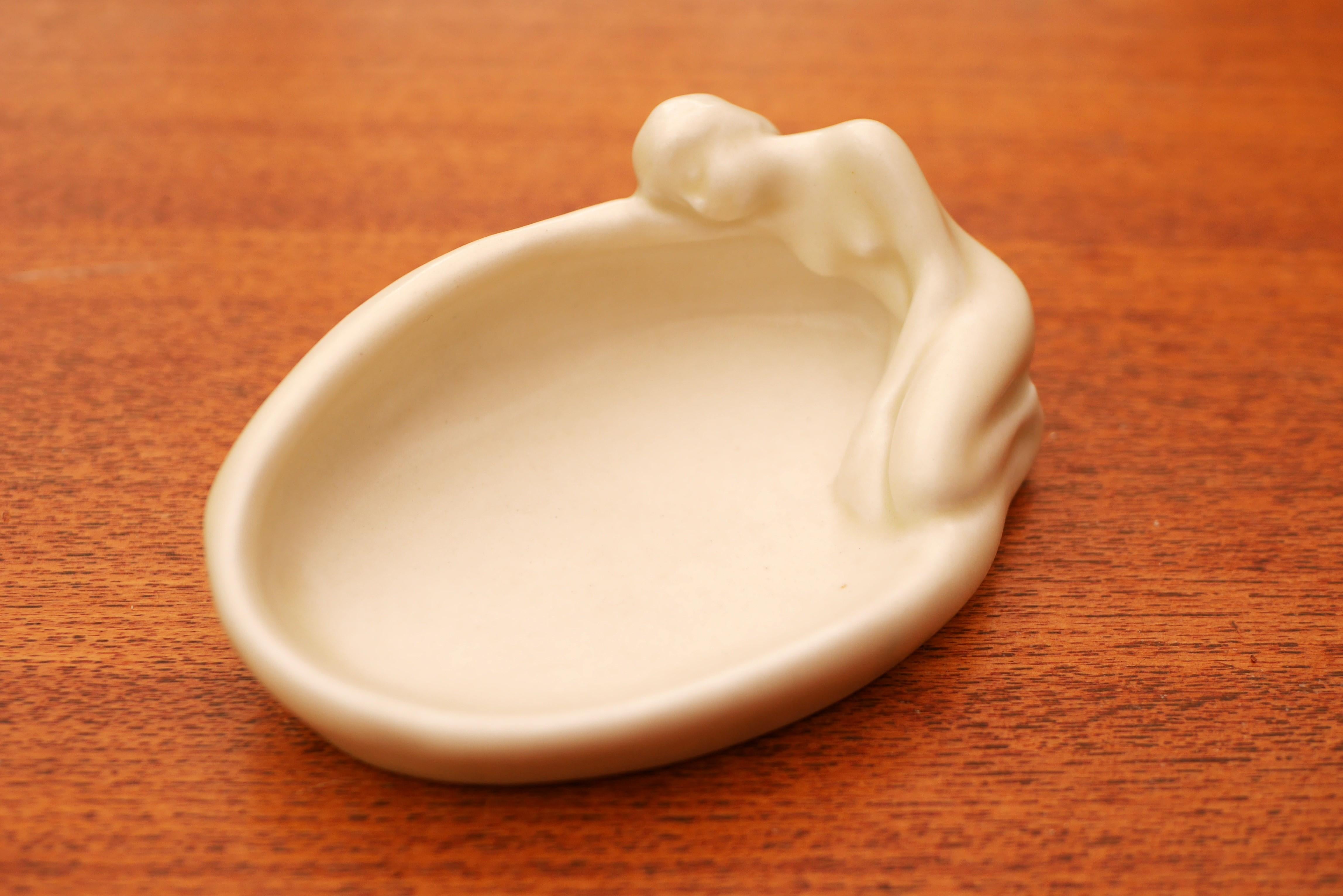 Rookwood antique arts and crafts pin tray For Sale at 1stDibs