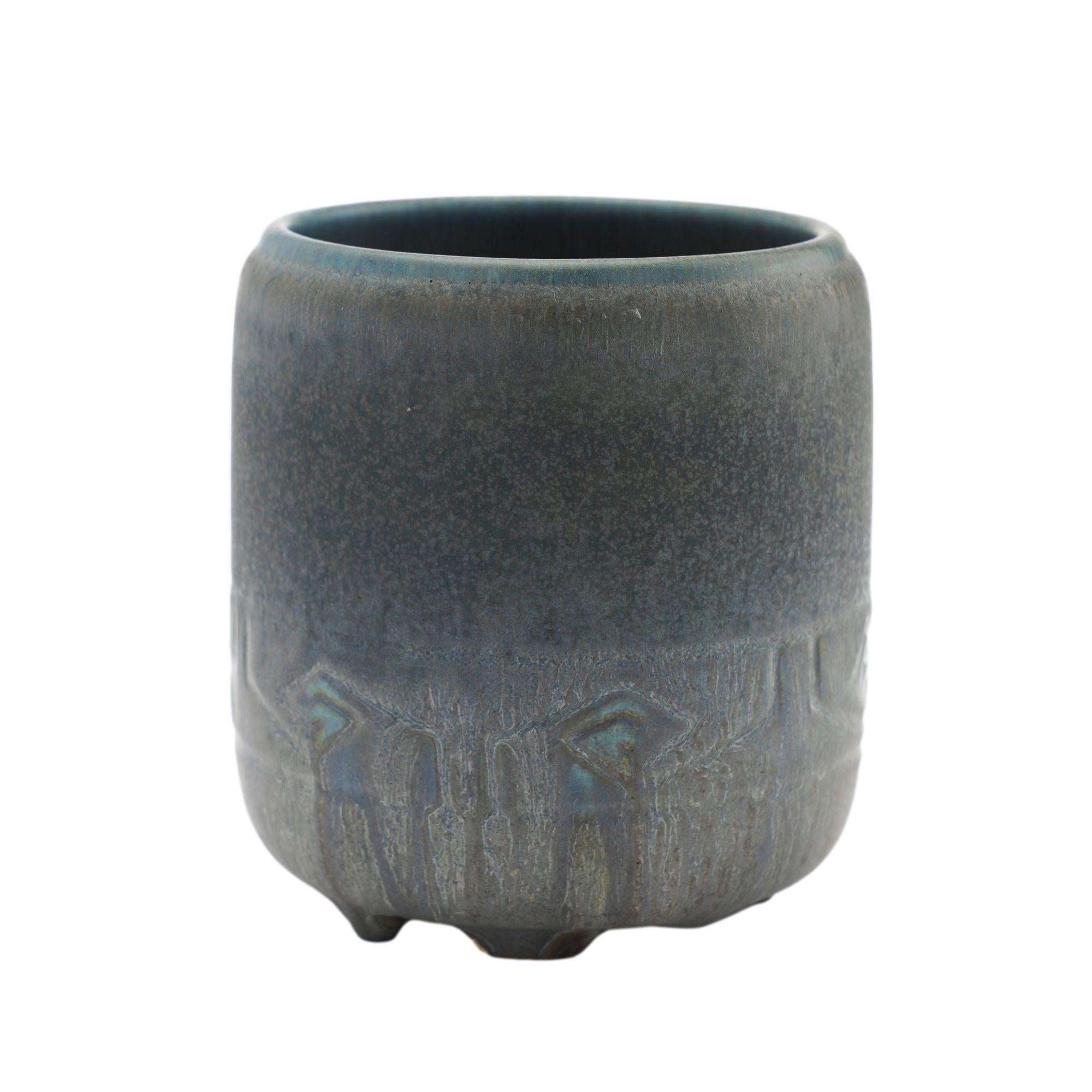Rookwood barrel form ceramic vase on recessed feet, 1900's For Sale at ...