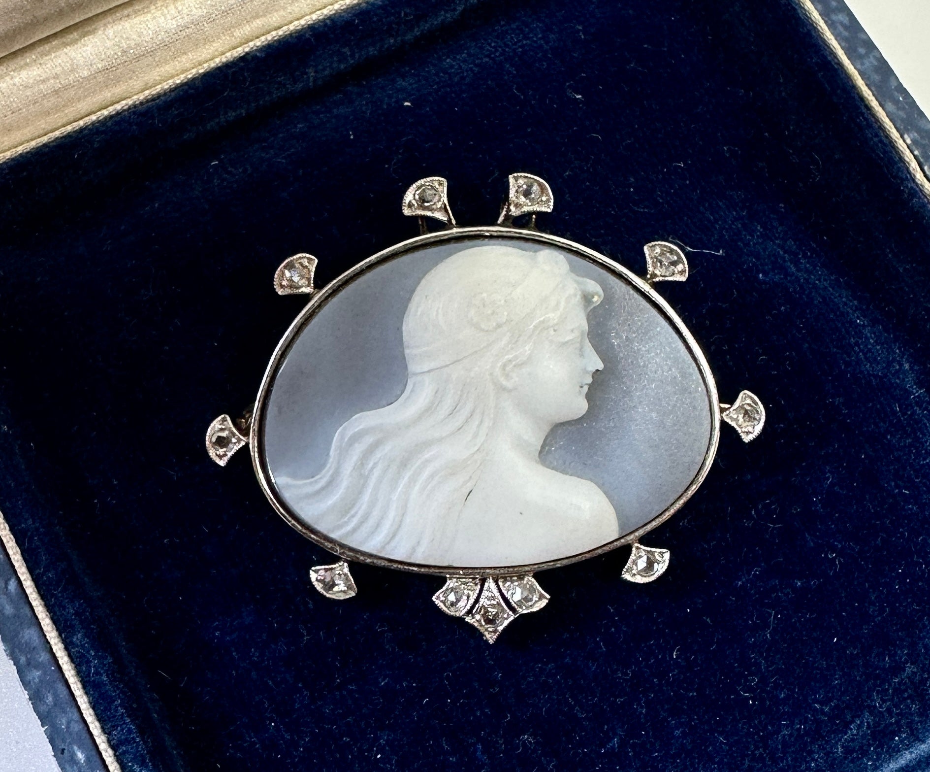 Rose Cut Diamond Hardstone Cameo Goddess Woman Brooch Platinum Gold Art ...