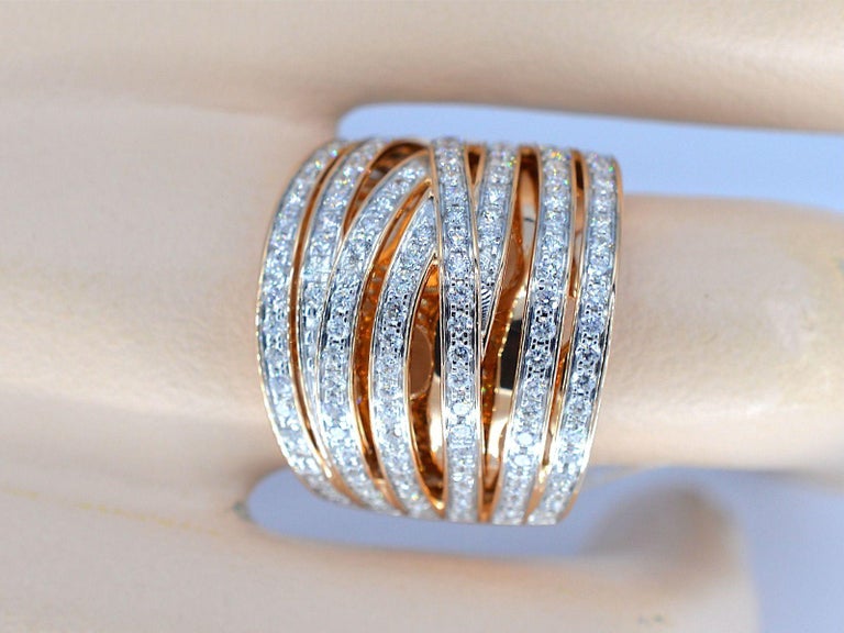Rose Gold Design Ring with Brilliant Diamonds For Sale at 1stDibs