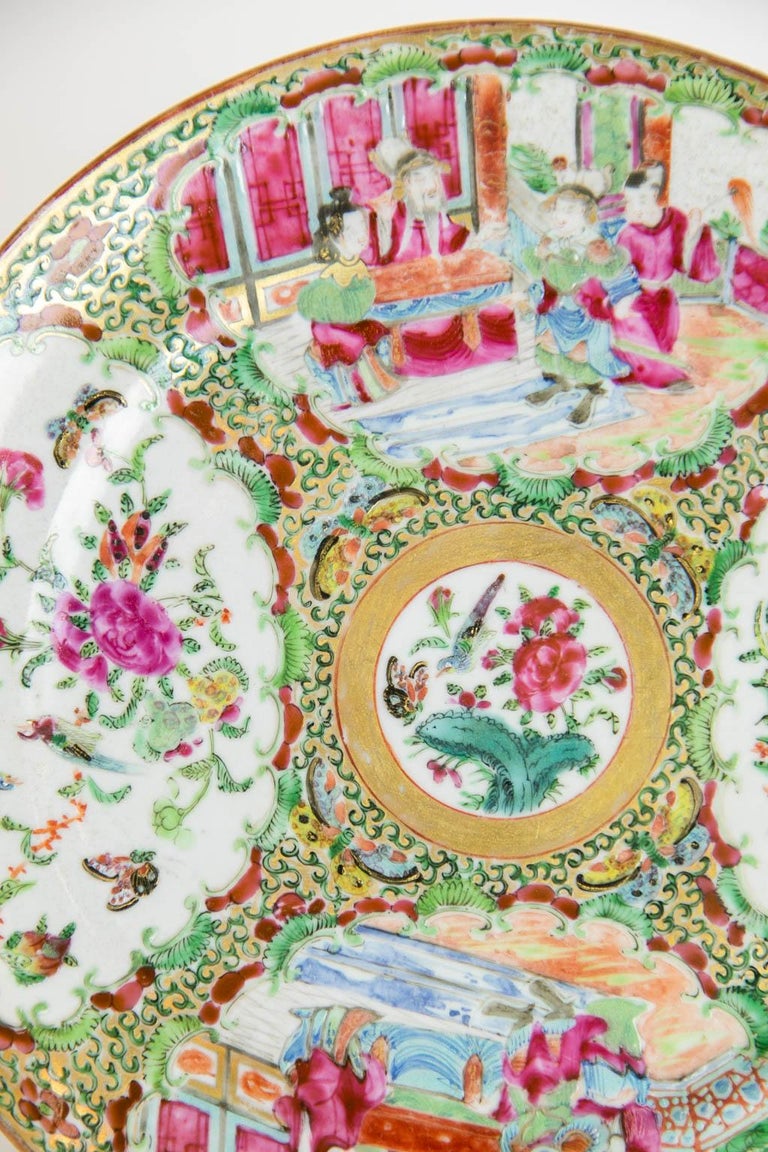 Rose Medallion Plate For Sale at 1stDibs