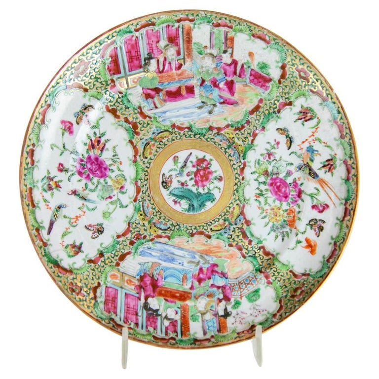 Rose Medallion Plate For Sale at 1stDibs
