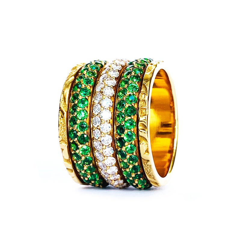 Round cut Tsavorite and Diamond Yellow Gold Cocktail Ring at 1stDibs ...