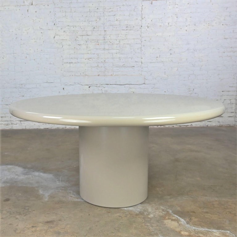 Round Postmodern Gray Lacquered Composite Dining Table Style Karl ...