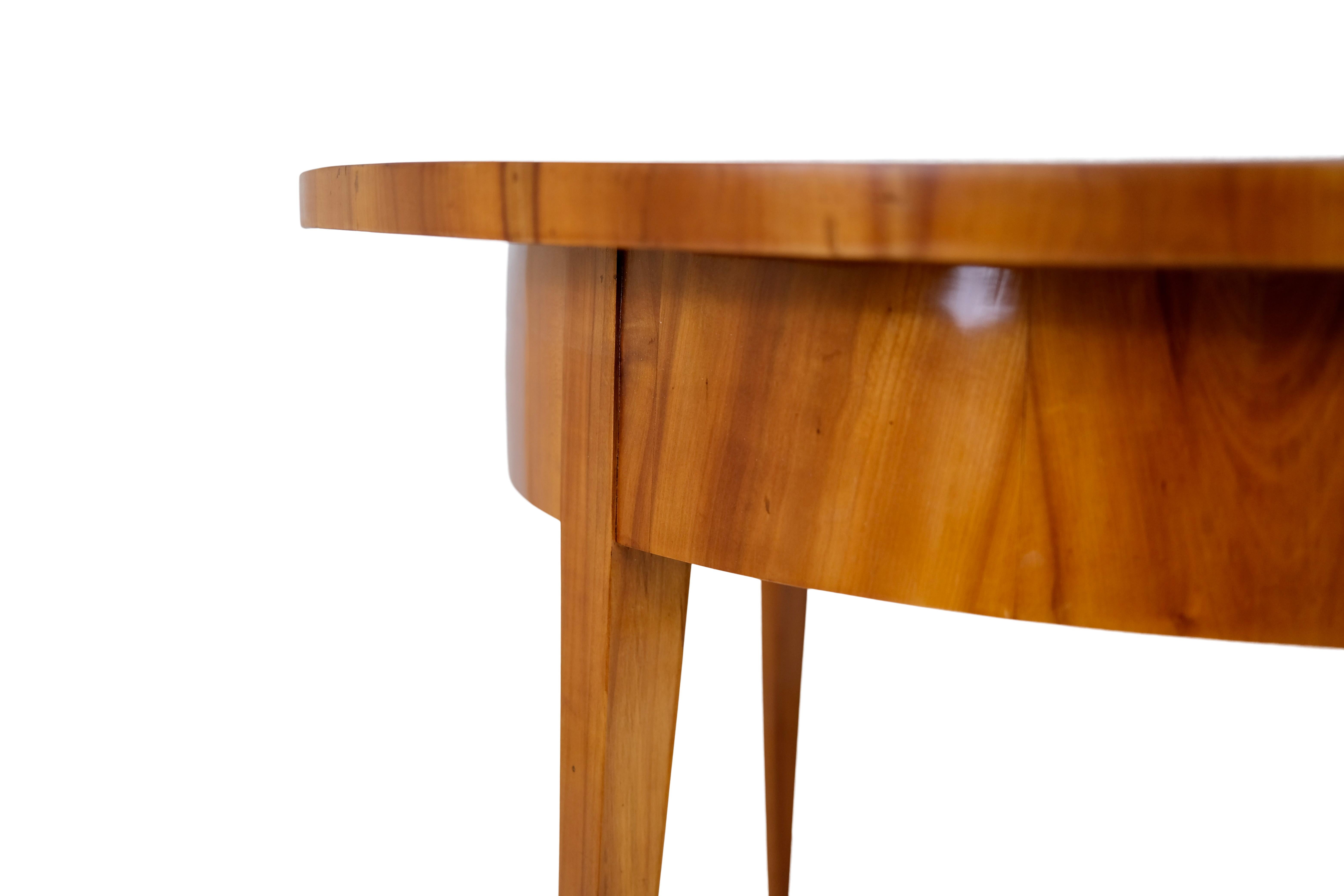 Round Biedermeier Dining Table or Center Table in Cherrywood Germany ...