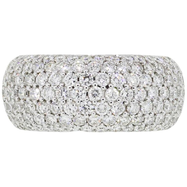 Round Brilliant Diamond Pave Wide Ring For Sale at 1stDibs