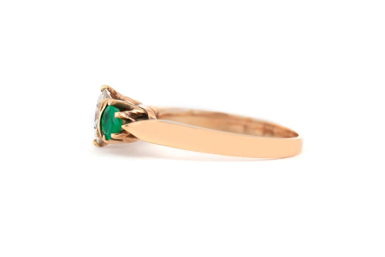 Round Center Diamond with Two Side Round Emerald Ring For Sale at 1stDibs