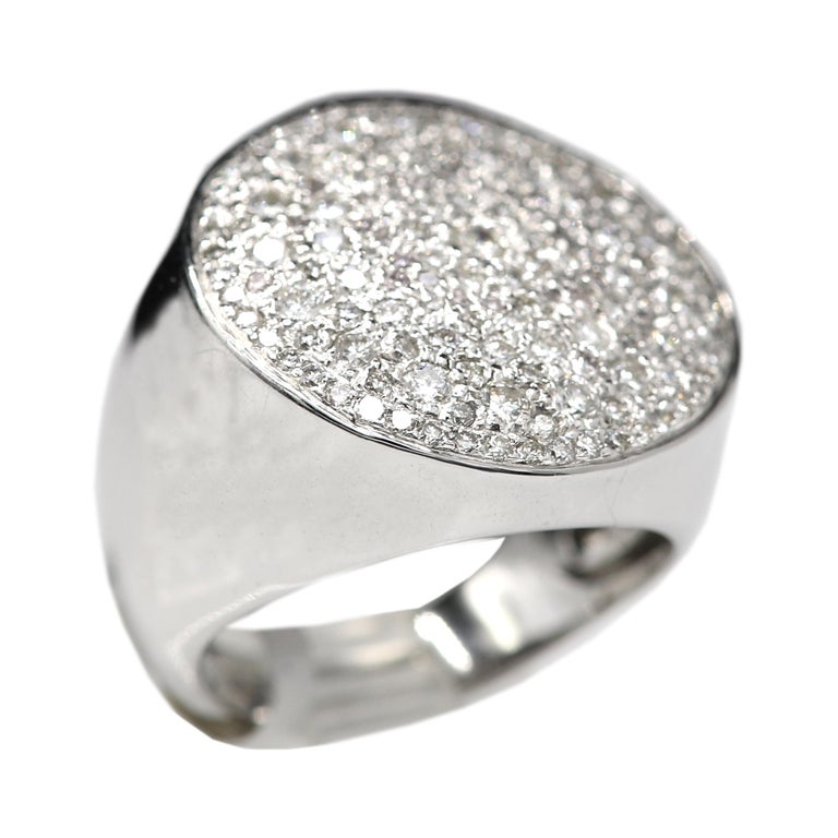 Round Cluster 18 Karat White Gold Large Diamond Cluster Cocktail Ring ...