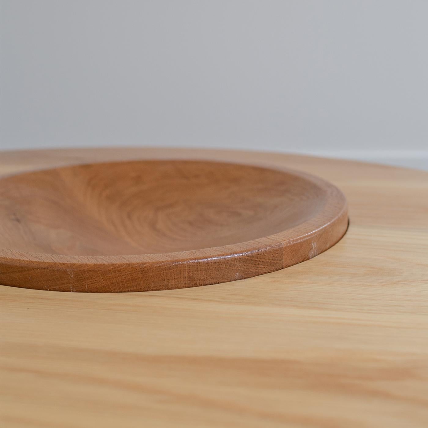 Round Coffee Table in Solid Oak For Sale at 1stDibs