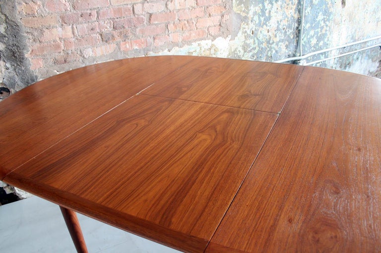 Round Danish Teak Dining Table by Arne Hovmand-Olsen for Mogens Kold ...