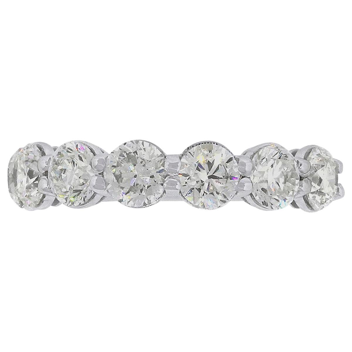Round Cut Diamond Ladies Wedding Band For Sale at 1stDibs