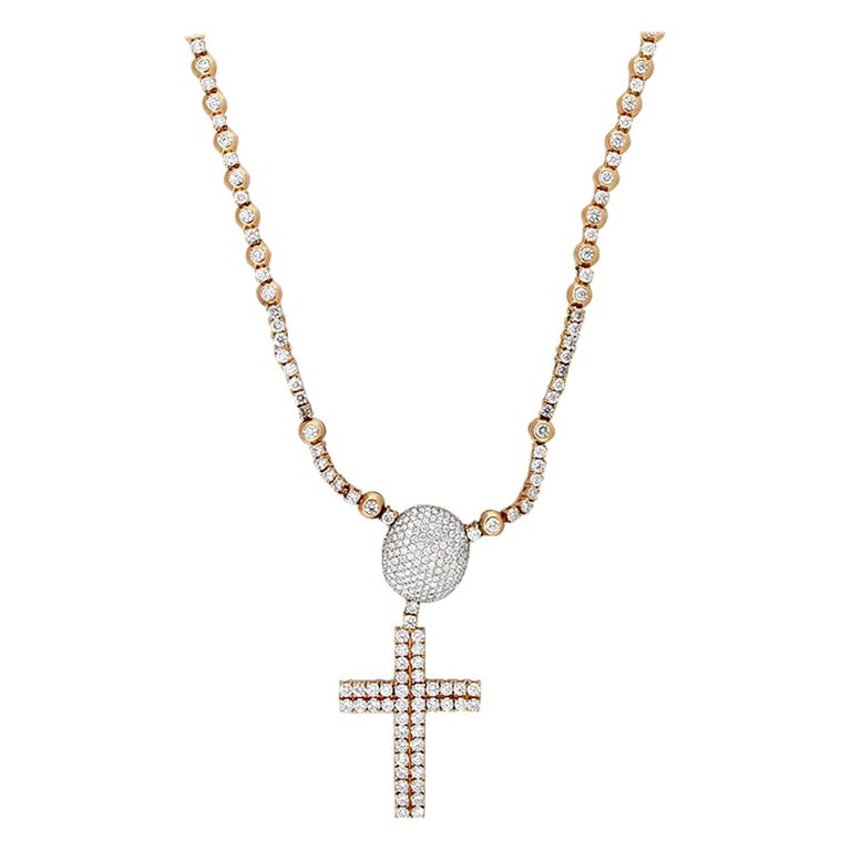 Round Diamond Pave Cross Necklace For Sale at 1stDibs