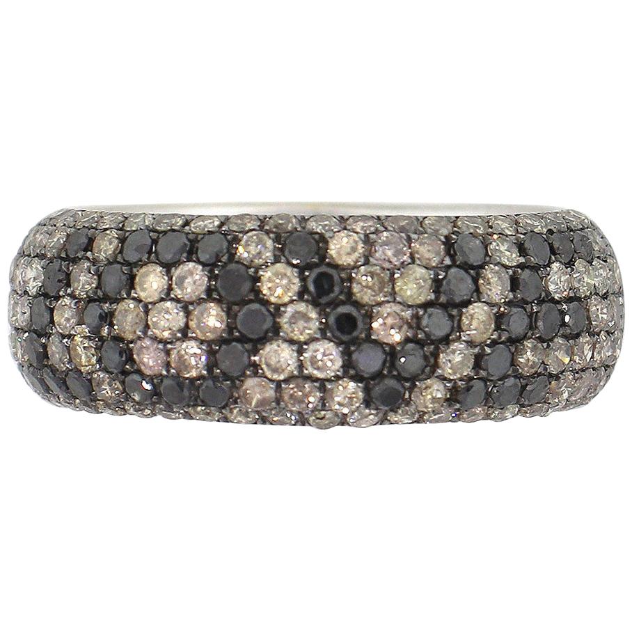 Round Diamond Pave "Love" Ring Band at 1stDibs