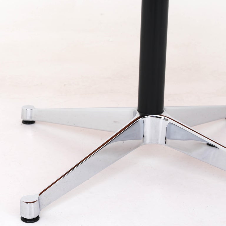 Round Dining Table by Charles and Ray Eames at 1stDibs