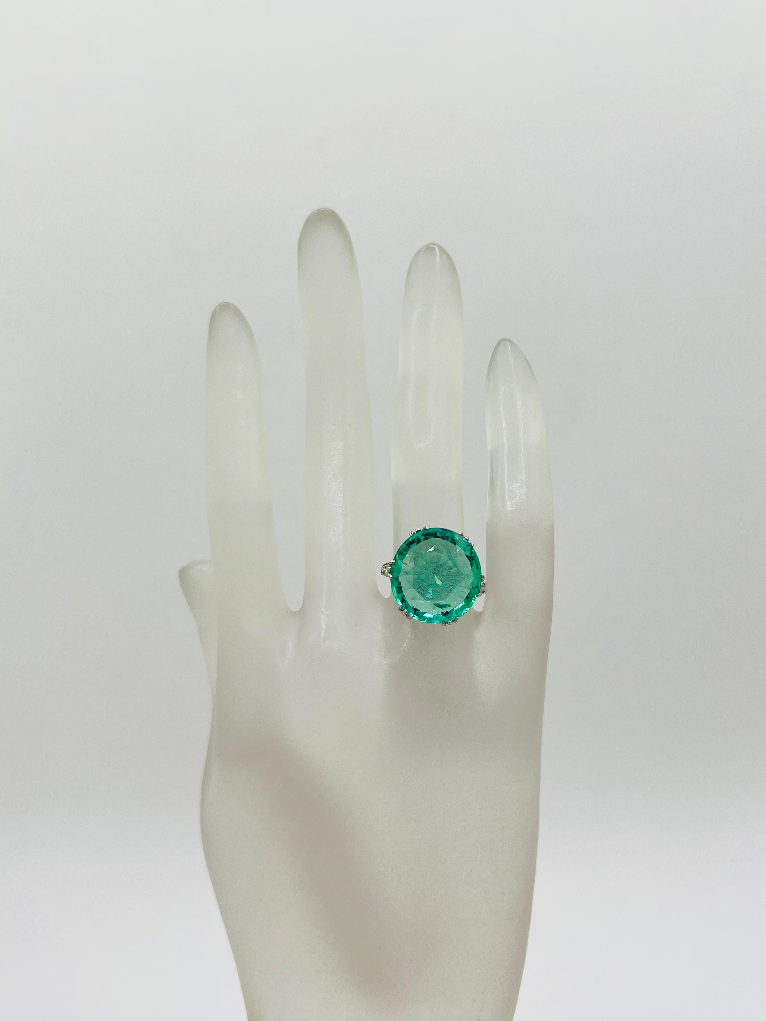 Round Emerald 11 Carat and White Diamond Ring in 18K White Gold For ...
