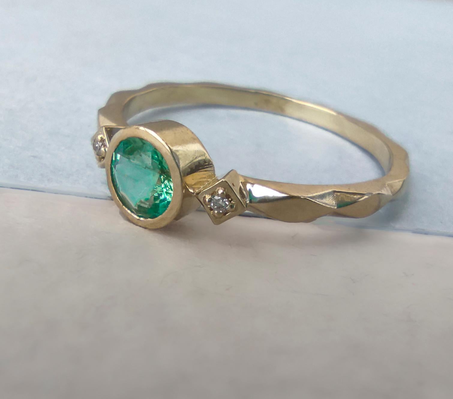 Round Emerald Ring in 14k Gold, Genuine Emerald Ring For Sale at ...
