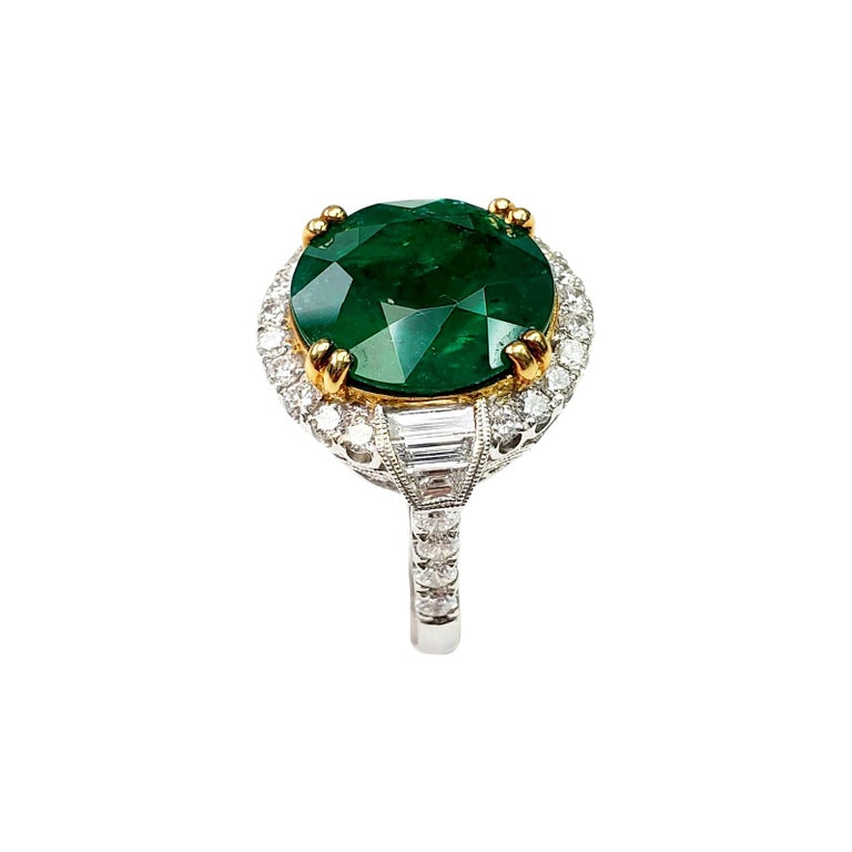 Round Emerald Ring with Diamonds For Sale at 1stDibs