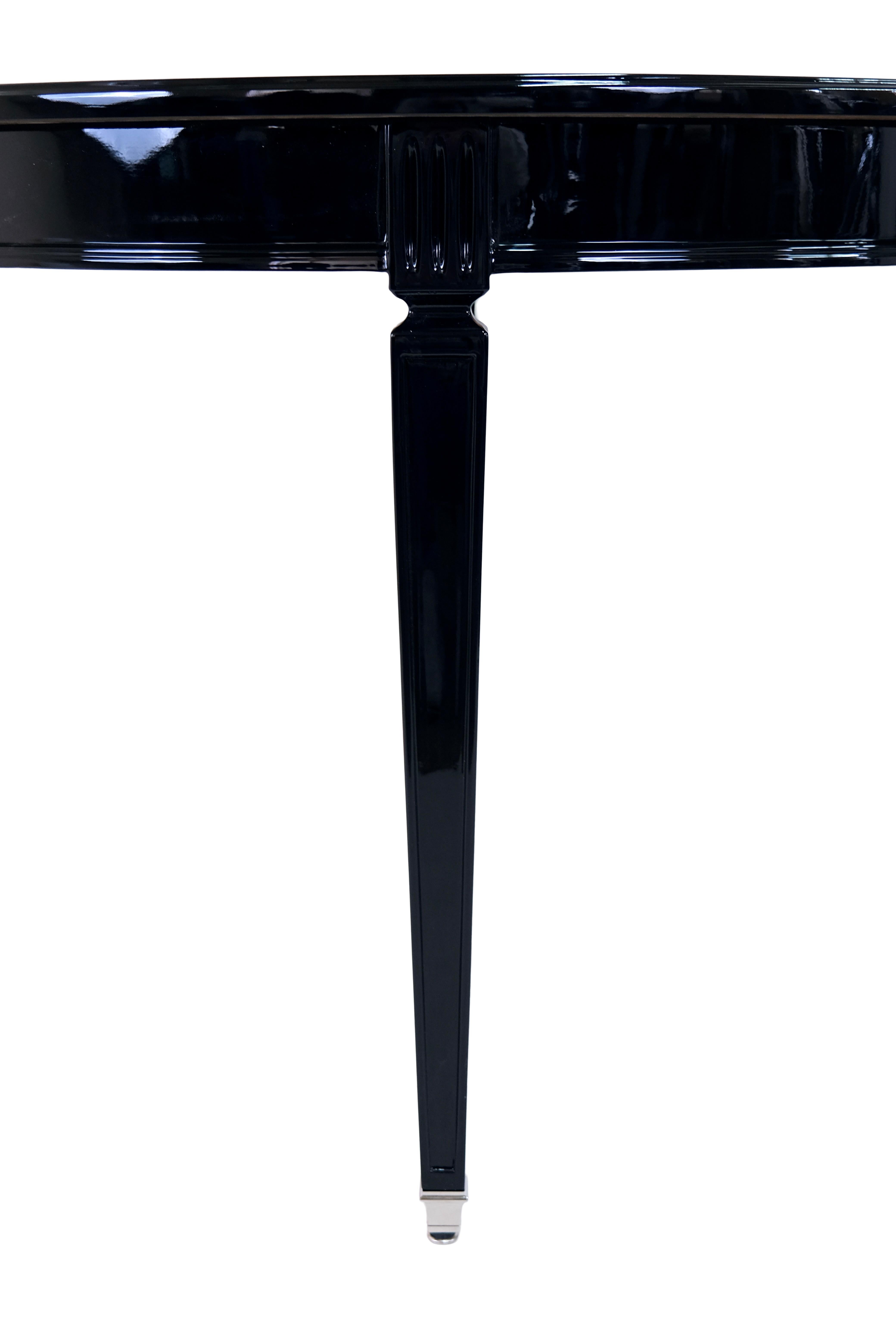 Round Extendable French Art Deco Dining or Center Table in Black Piano ...