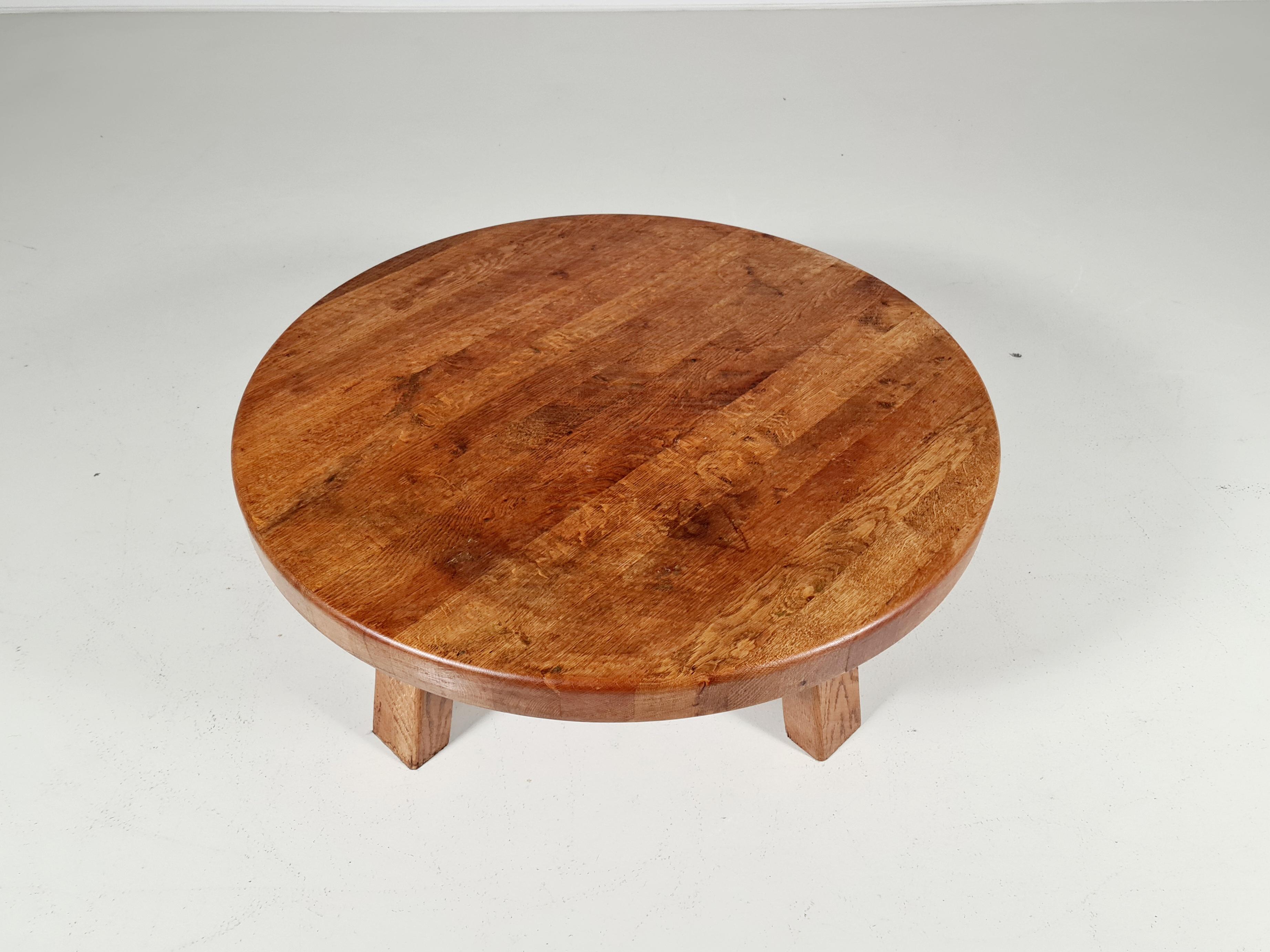 Round French Coffee Table with Stools in Solid Oak, 1960s at 1stDibs
